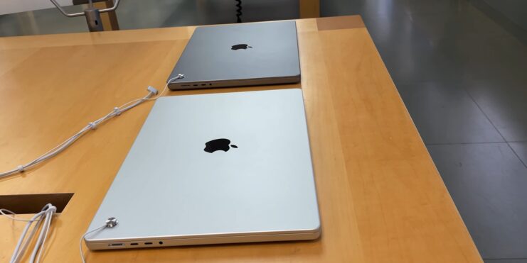 MacBook Silver vs Space Gray: Which color is right for you?