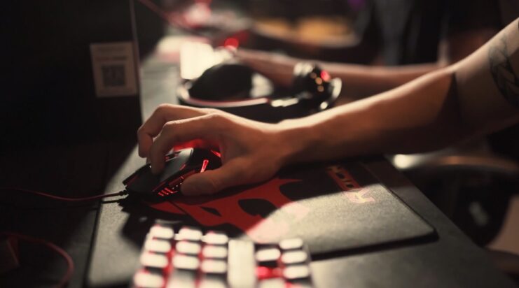 11 Alternative Things To Use As a Mousepad: Keep Your Mouse Gliding