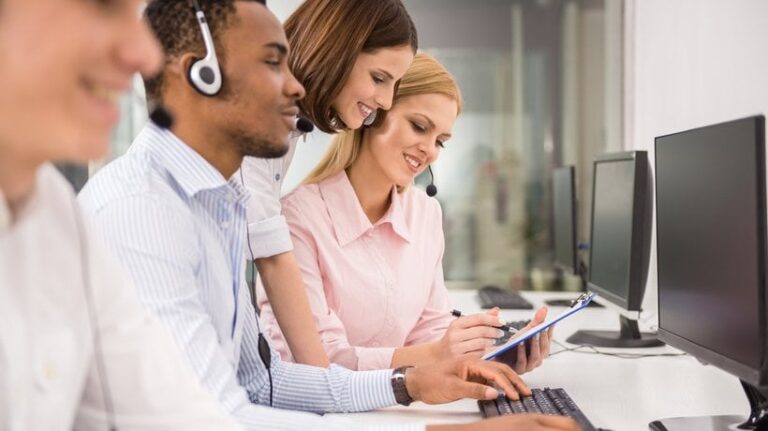 What You Need To Know About Online Customer Service - Hero Collector