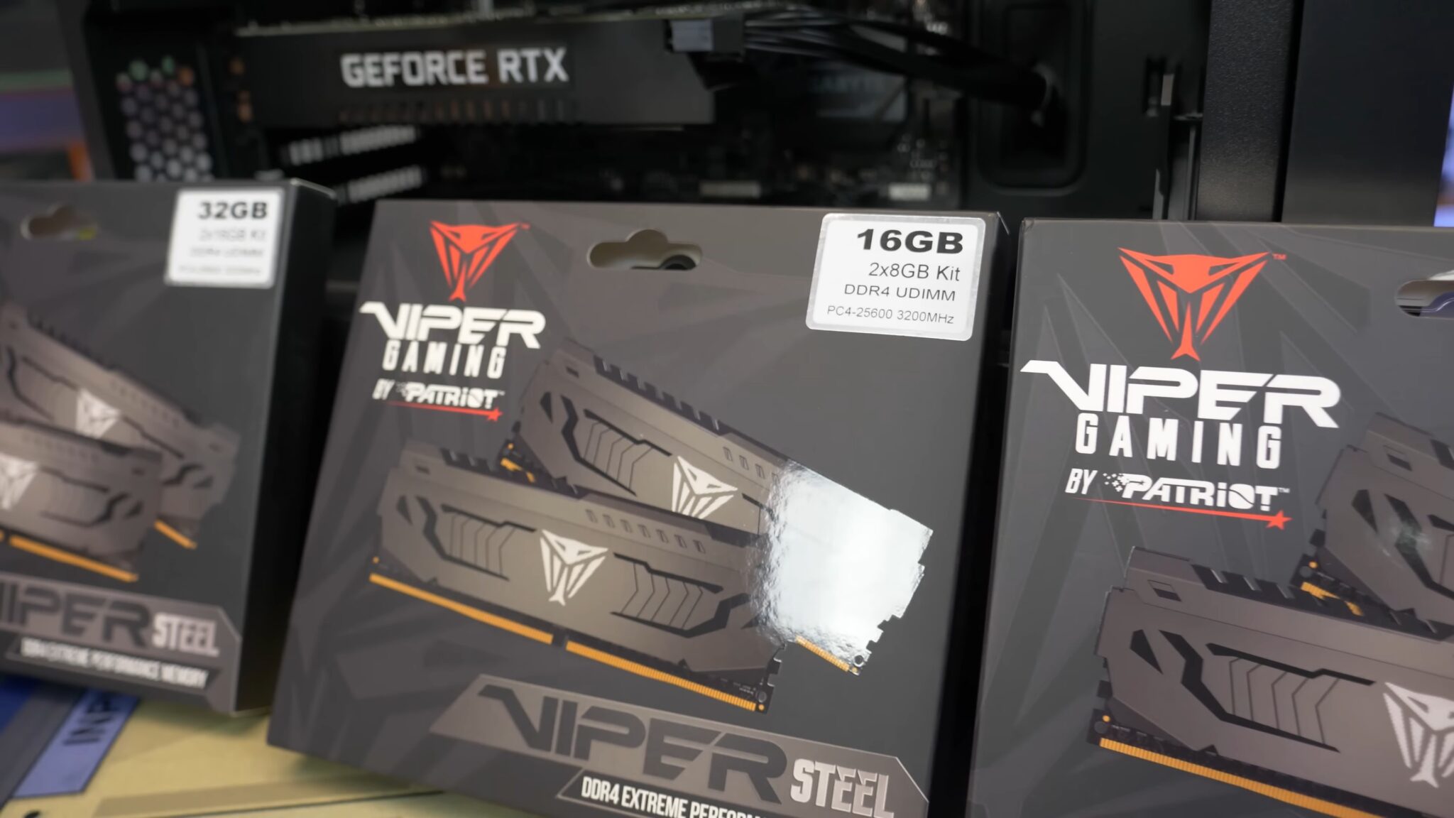 The RAM Battle: 16GB vs. 32GB - Which One Should You Choose?