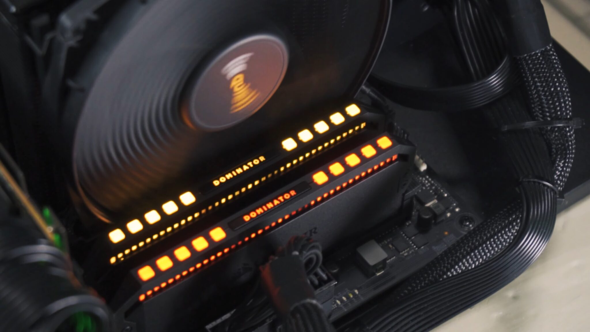 The RAM Battle: 16GB vs. 32GB - Which One Should You Choose?