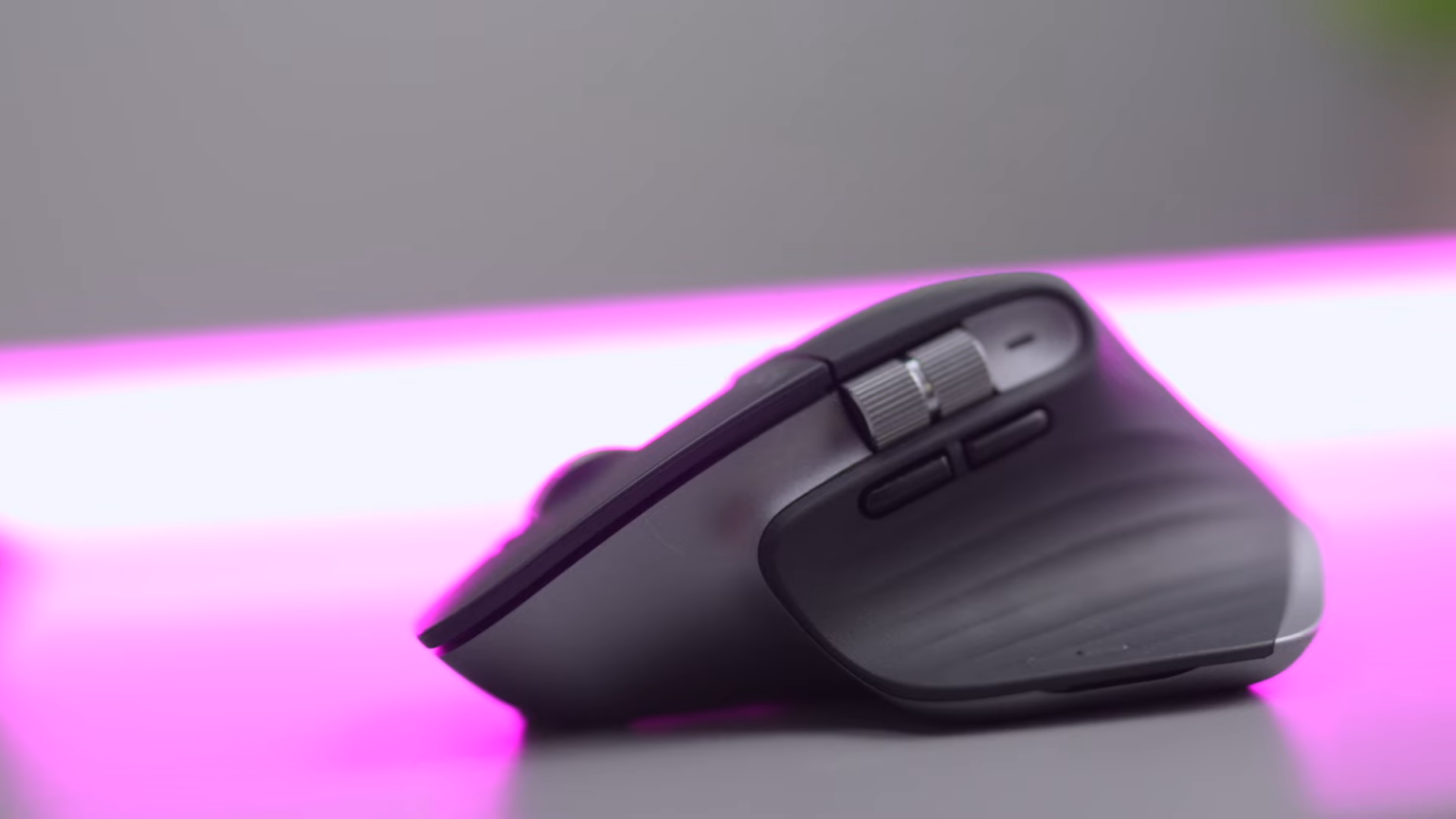 How to Connect Logitech Wireless Mouse - A Step-by-Step Tutorial - Hero ...